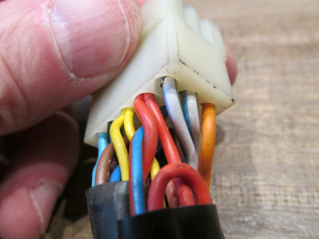 Wiring sub-harness: Le Mans 1000 main harness to dash (series 2 dash ...